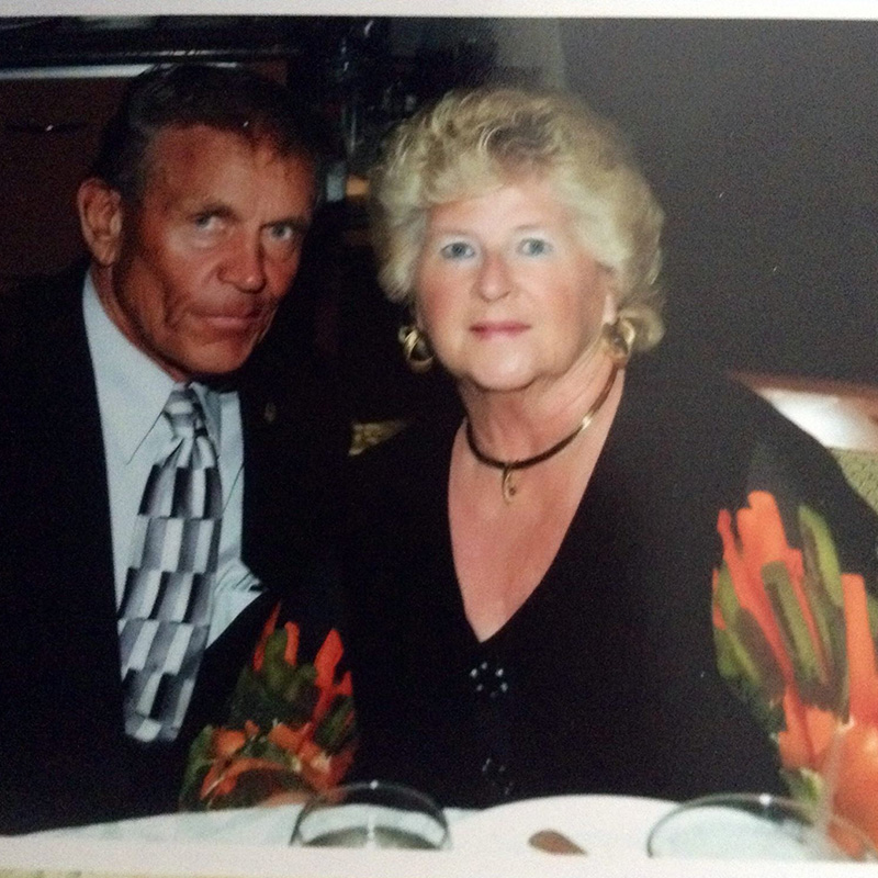 ~ Janet Knetchtel: Carnival Glass Showcase